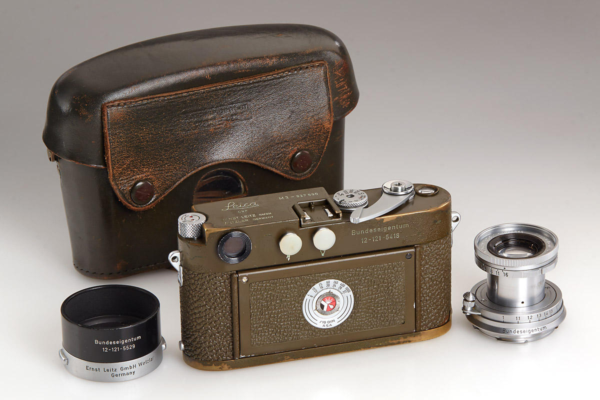 Leica M3 olive Bundeseigentum | AI_100 Jahre_30186 Leica M3 olive Bundeseigentum | AI_100 Jahre_30186