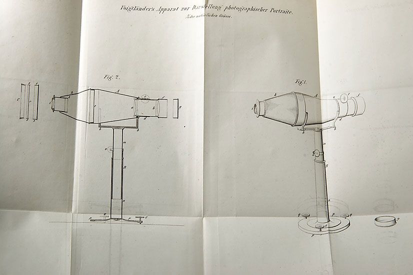 Original Ground Glass for a Voigtländer Metal Camera, 1841 | AI_11_16351