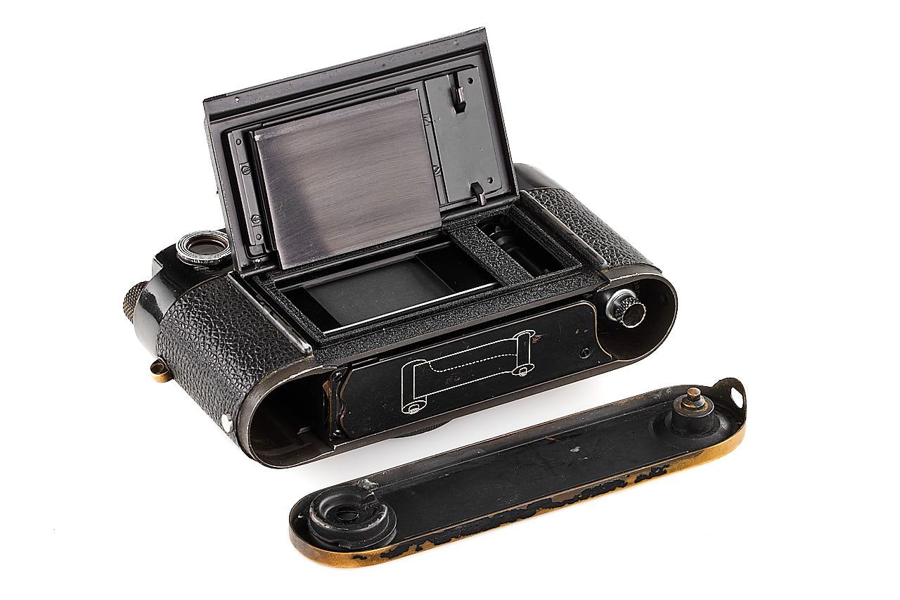 Leica M2 black paint First Batch | AI_20220621_1414_41794