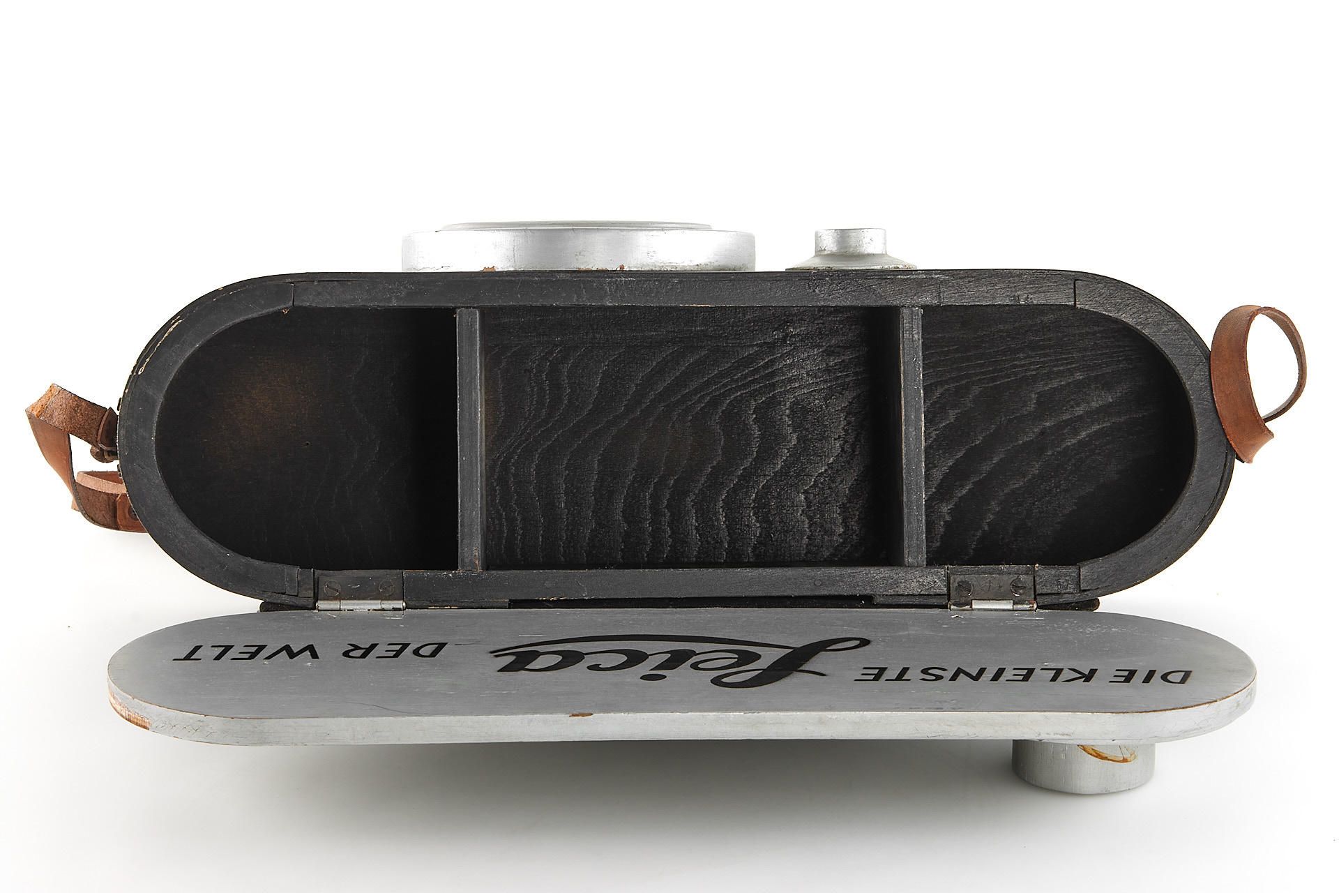 Leica Dealer's Wooden presentation box | AI_37_38502
