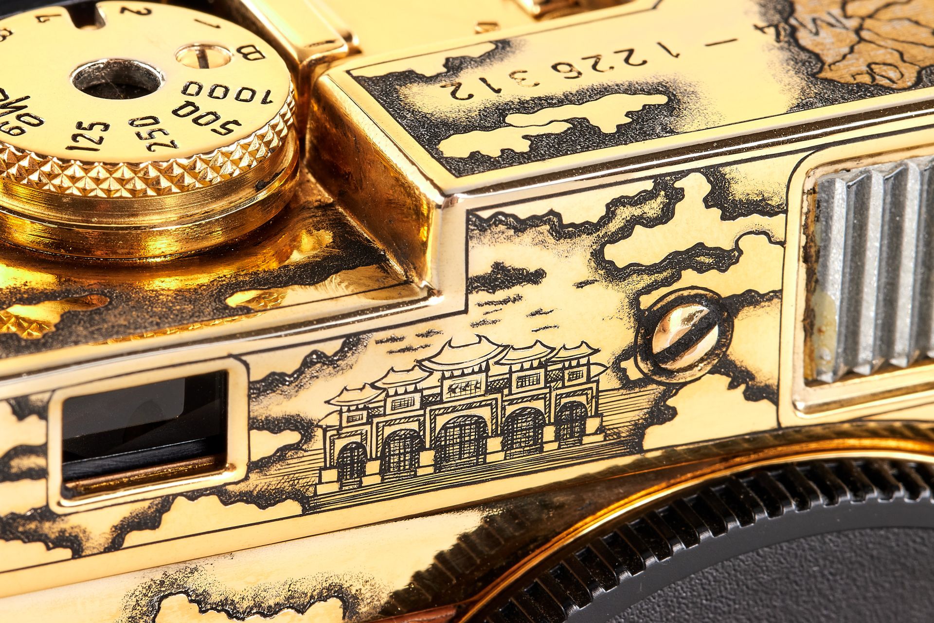 Leica M4 gold plated 'Taiwan' * | A00840
